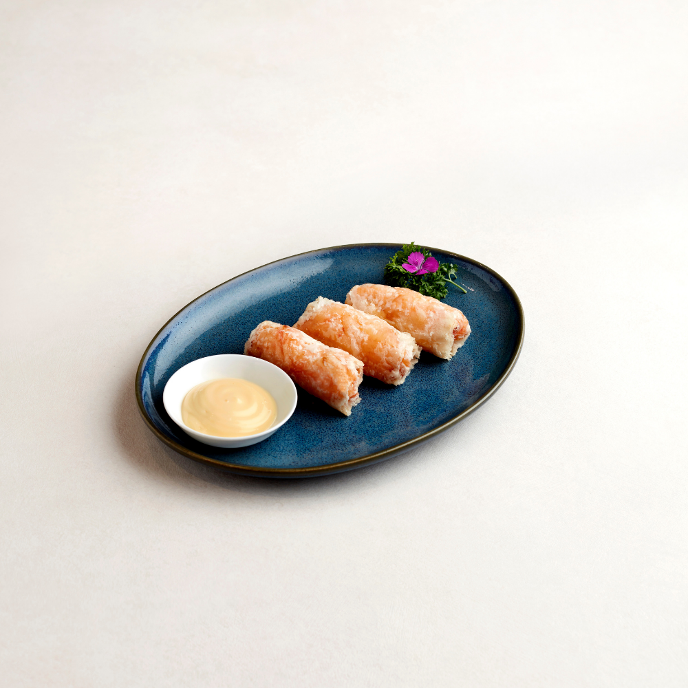 Crispy Mango & Prawn Rolls | Raffles Grab and Go